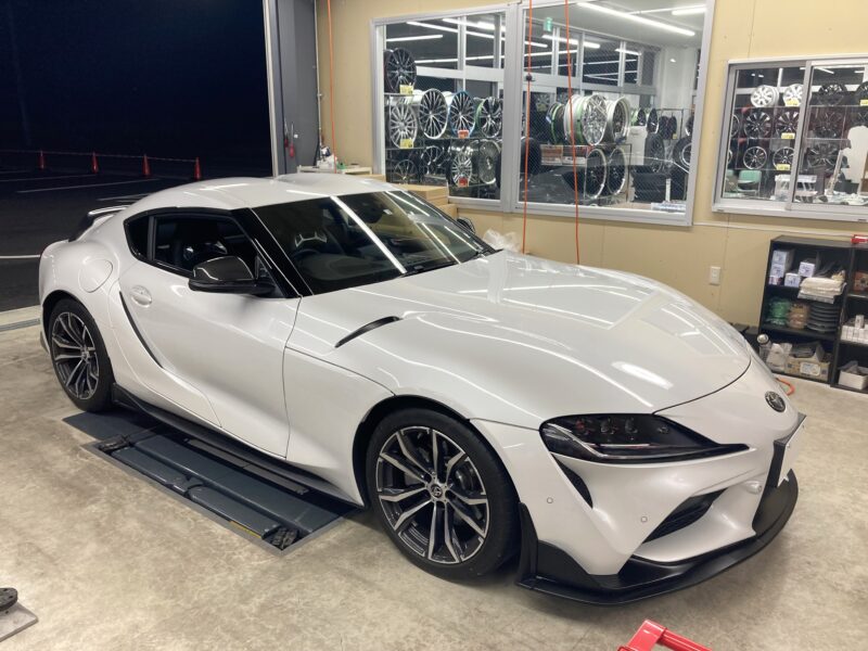 su1 | タイヤはピットイン